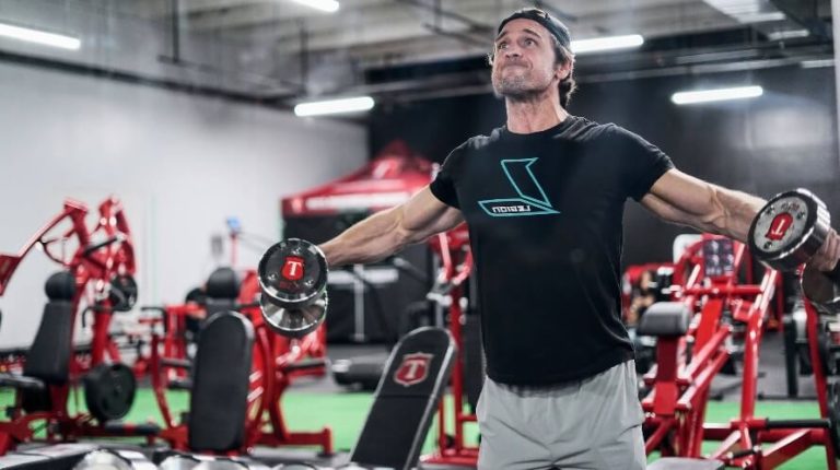 Best Dumbbell Shoulder Exercises & Workouts for Mass - Healthy Nice